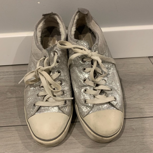 UGG | Shoes | Ugg Runners 75 | Poshmark